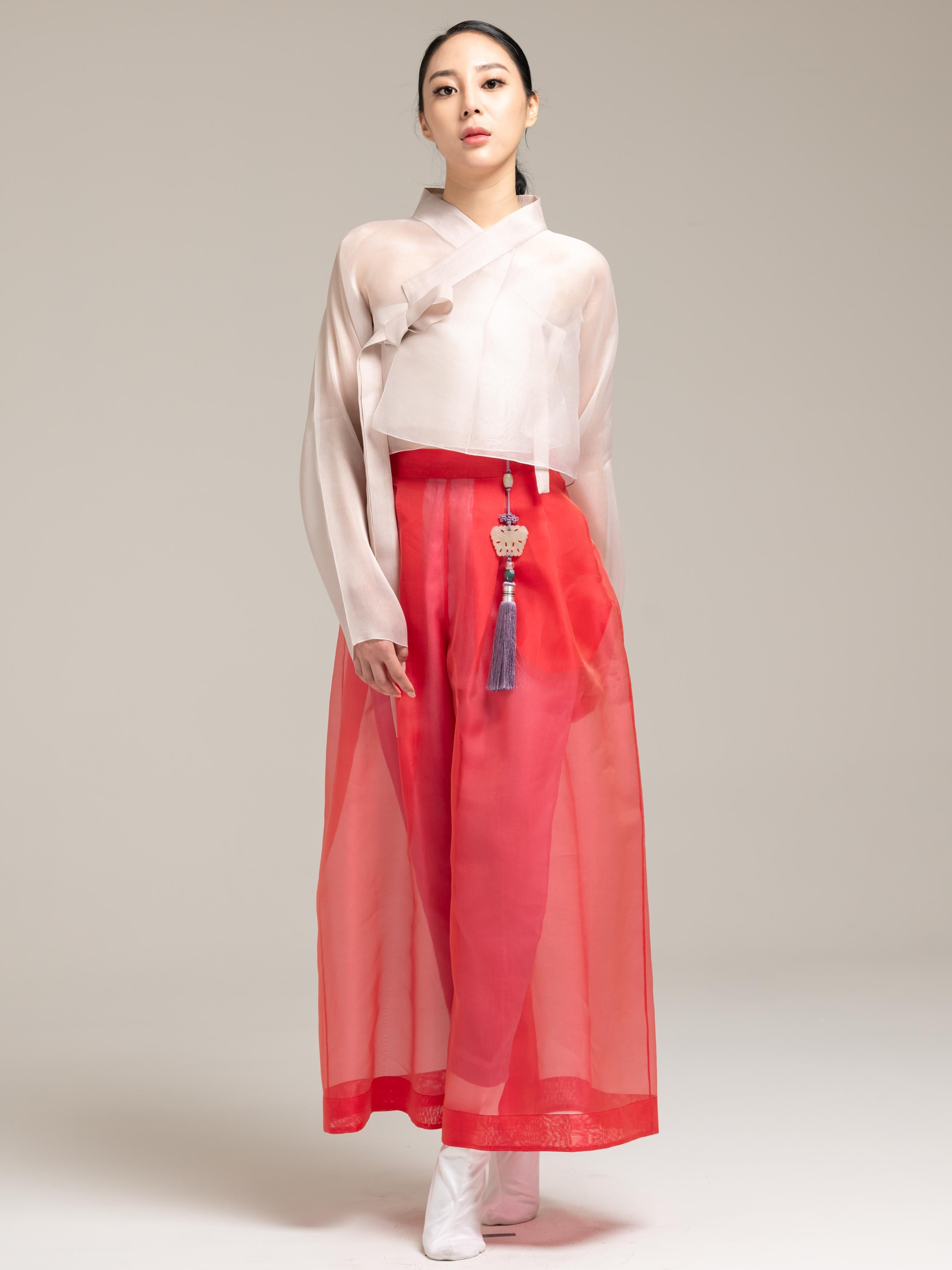 Modern Hanbok – Meehee Hanbok